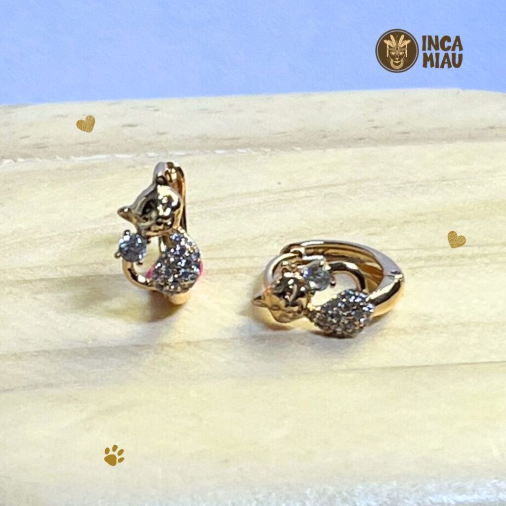 Aretes en Argolla con Diseño de Gato Mini - Inca Miau